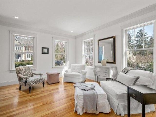 house with 6 bedroom, Lexington MA DLS102671013