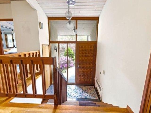 house with 6 bedroom, Lexington MA ES105142683