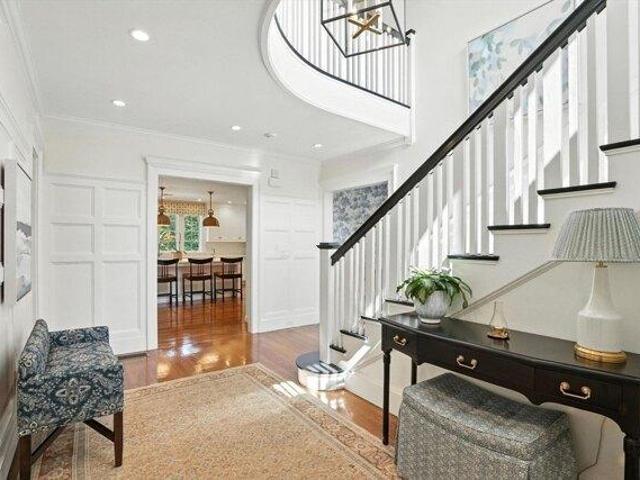 house with 6 bedroom, Lexington MA ES105230337