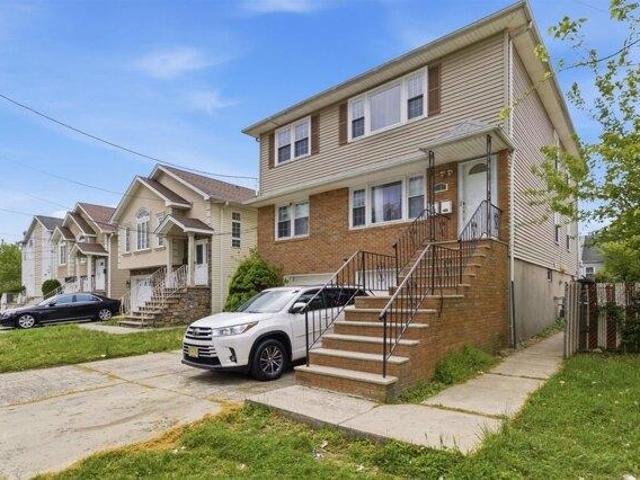 house with 6 bedroom, Linden NJ DLS102479131