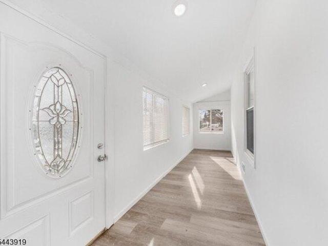 house with 6 bedroom, Linden NJ ES104851250