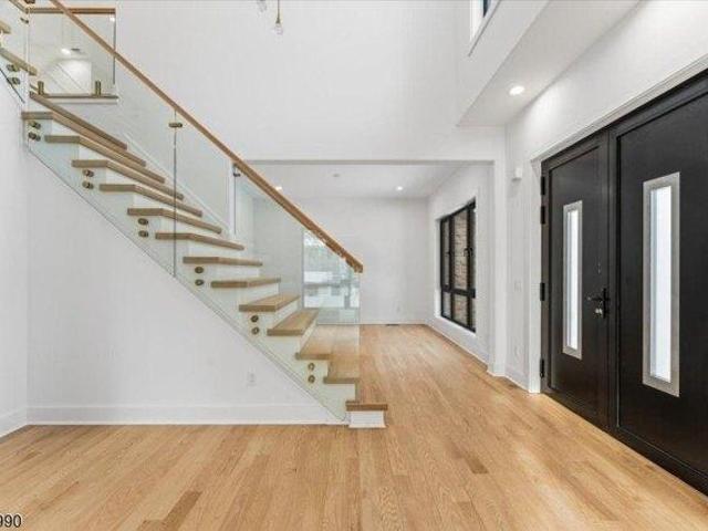 house with 6 bedroom, Livingston NJ ES104296982