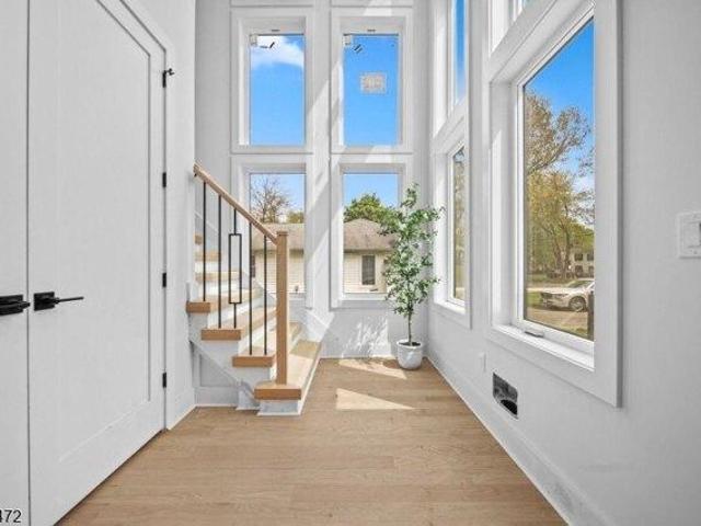 house with 6 bedroom, Livingston NJ ES104443910