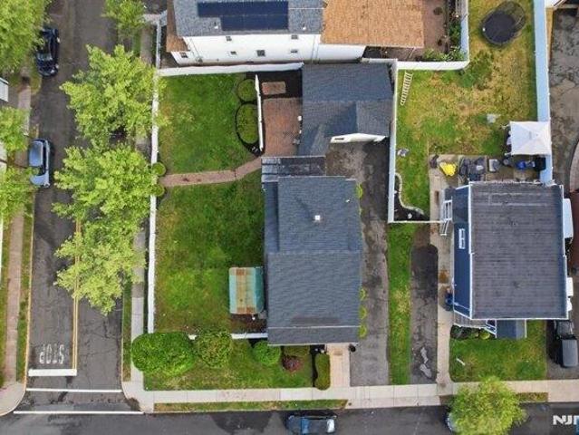 house with 6 bedroom, Lodi NJ DLS101801680
