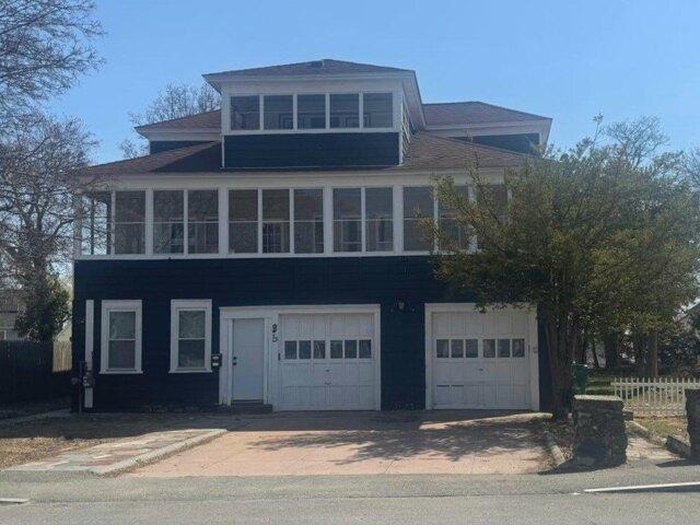 house with 6 bedroom, Lowell MA DLS102372065