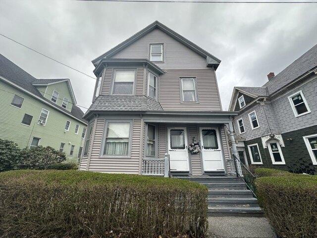 house with 6 bedroom, Lowell MA DS102412242