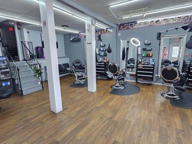 house with 6 bedroom, Lowell MA ES104332332