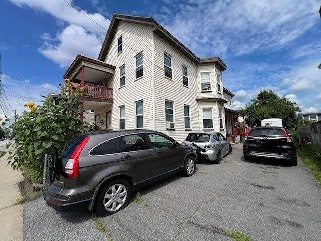 house with 6 bedroom, Lowell MA ES105108243