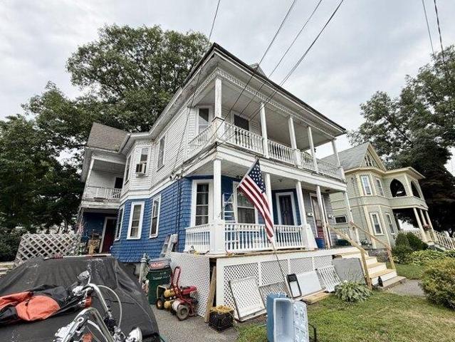 house with 6 bedroom, Lowell MA ES105353131