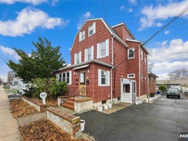 house with 6 bedroom, Lyndhurst NJ DS102317372