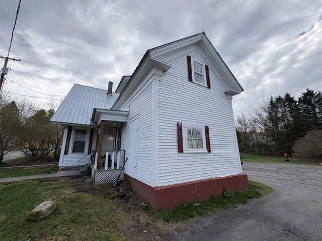 house with 6 bedroom, Lyndon VT ES103189031