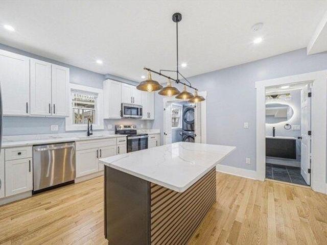 house with 6 bedroom, Lynn MA DS103034271