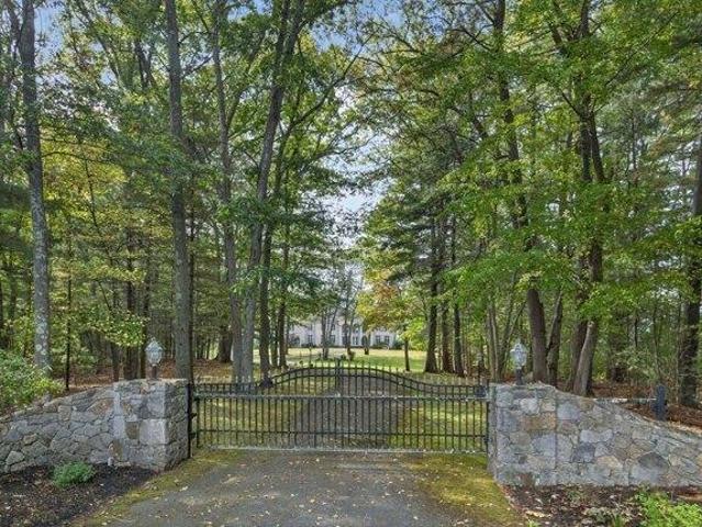 house with 6 bedroom, Lynnfield MA ES103097775
