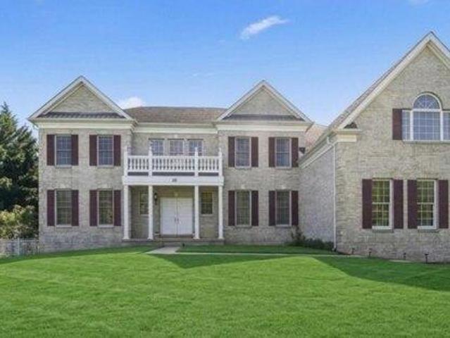 house with 6 bedroom, Manalapan NJ DLS102316266