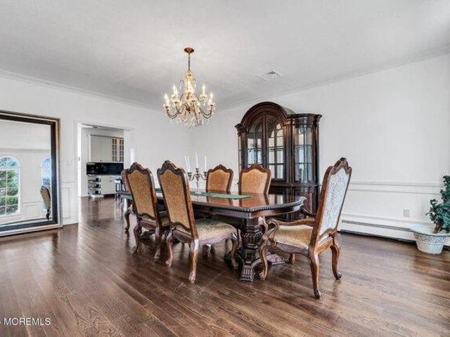 house with 6 bedroom, Manalapan NJ ES105159694