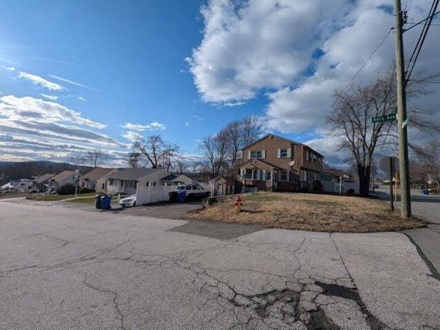 house with 6 bedroom, Manchester NH ES103442740