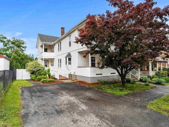 house with 6 bedroom, Manchester NH ES103969319