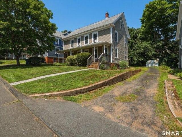 house with 6 bedroom, Manchester CT ES104852759