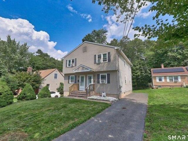 house with 6 bedroom, Manchester CT ES105190864