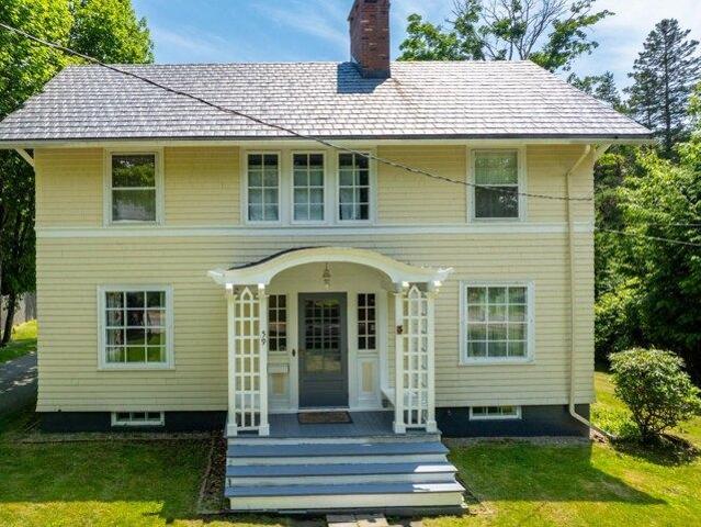 house with 6 bedroom, Machias ME DS104192028