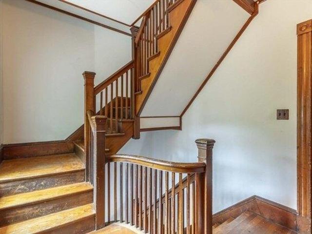 house with 6 bedroom, Malden MA ES103965679