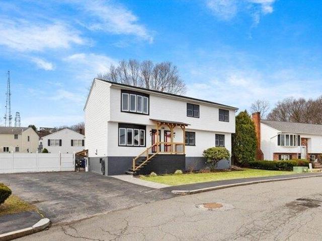 house with 6 bedroom, Malden MA ES103219972