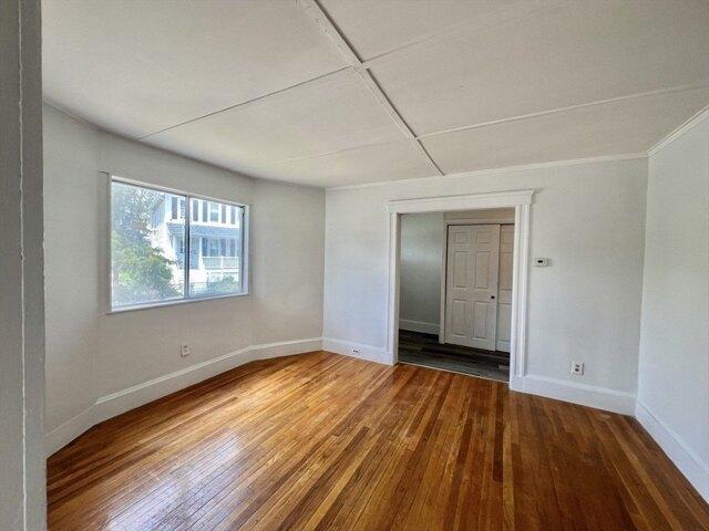 house with 6 bedroom, Malden MA ES105105745
