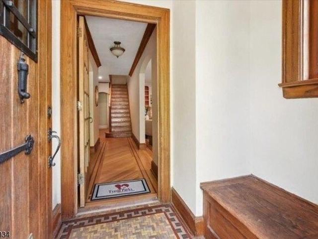 house with 6 bedroom, Maplewood NJ ES104542647