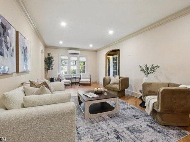 house with 6 bedroom, Maplewood NJ ES105205199