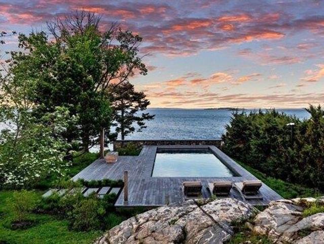 house with 6 bedroom, Marblehead MA ES104758315