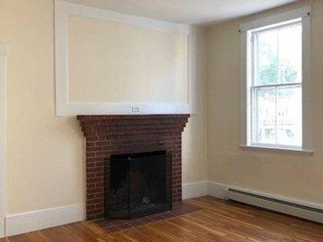 house with 6 bedroom, Marblehead MA ES105144073