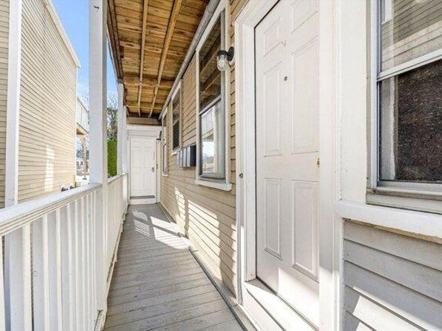 house with 6 bedroom, Marblehead MA ES102922168