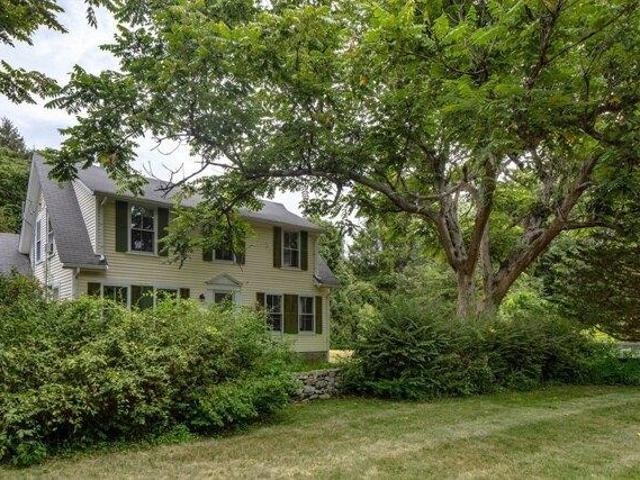 house with 6 bedroom, Mattapoisett MA ES103851987