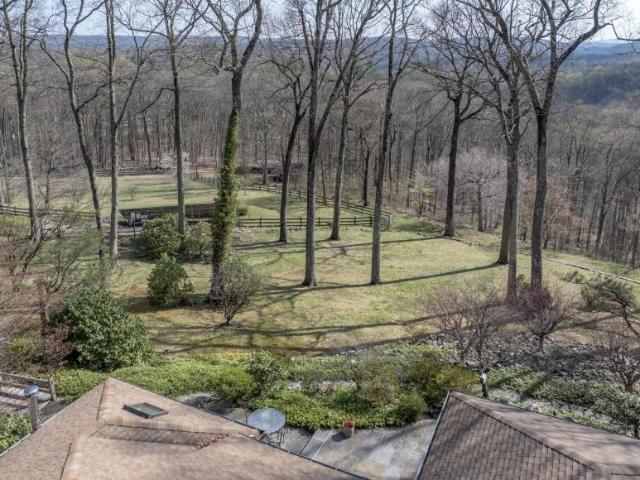 house with 6 bedroom, Mendham Twp. NJ DLS101508755