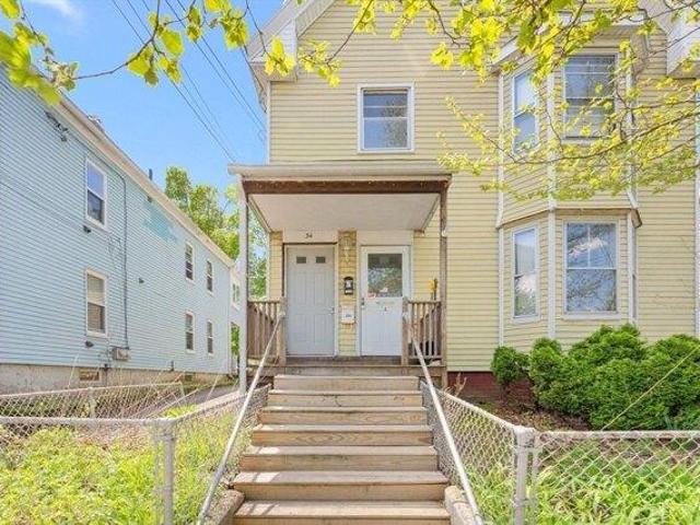 house with 6 bedroom, Medford MA DLS102827749