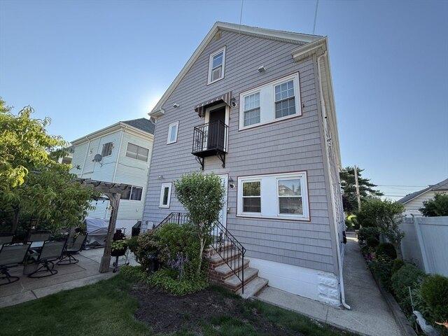 house with 6 bedroom, Medford MA DS104295445