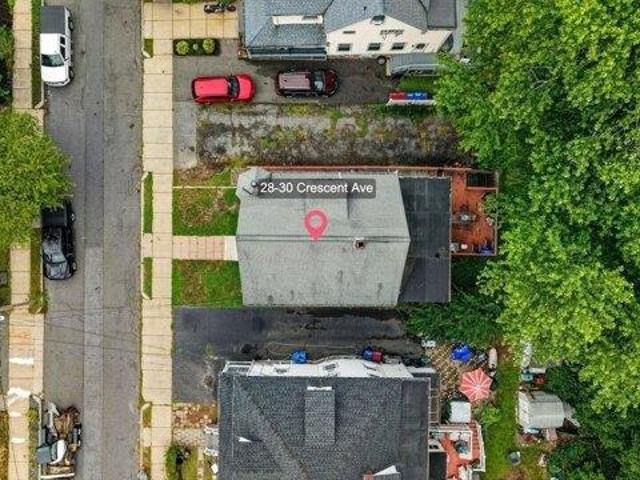 house with 6 bedroom, Melrose MA ES105140116