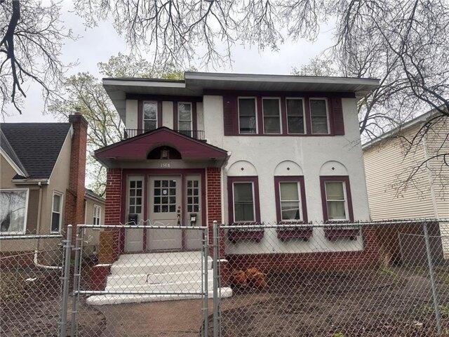 house with 6 bedroom, Minneapolis MN DS93092404