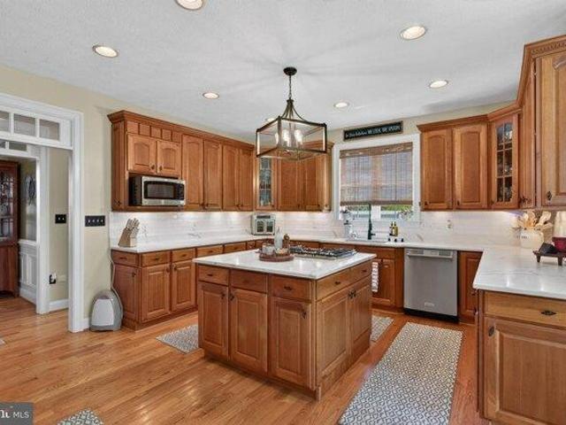 house with 6 bedroom, Middletown VA ES103627726