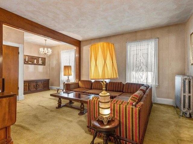 house with 6 bedroom, Milton MA ES103437377