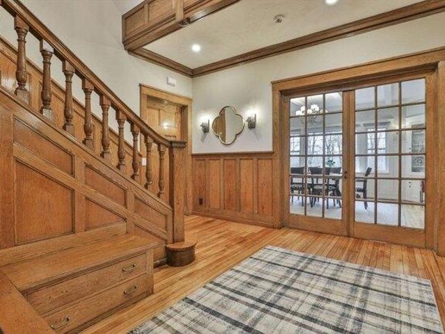 house with 6 bedroom, Milton MA ES104759150