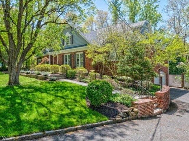 house with 6 bedroom, Millburn NJ DS102776848