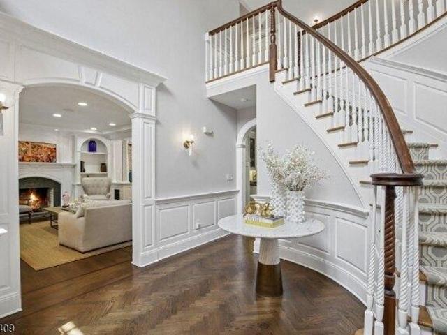 house with 6 bedroom, Millburn NJ ES103622799
