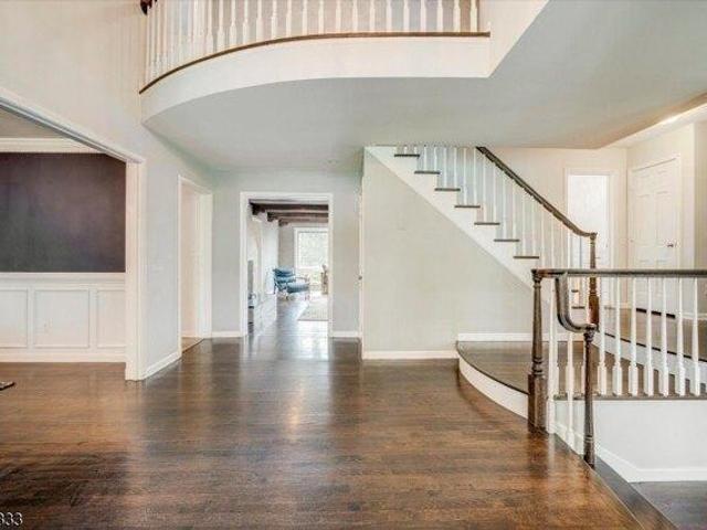 house with 6 bedroom, Millburn NJ ES104153323