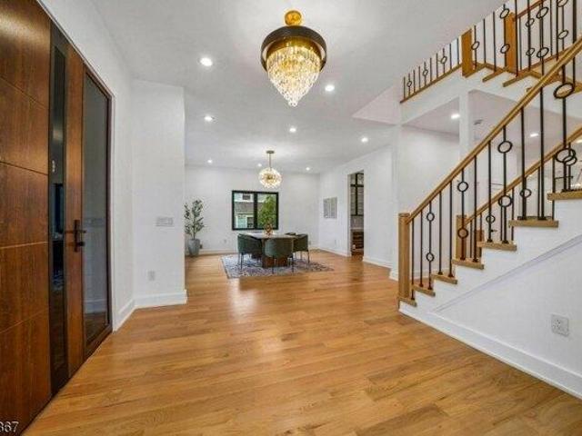 house with 6 bedroom, Millburn NJ ES104809029