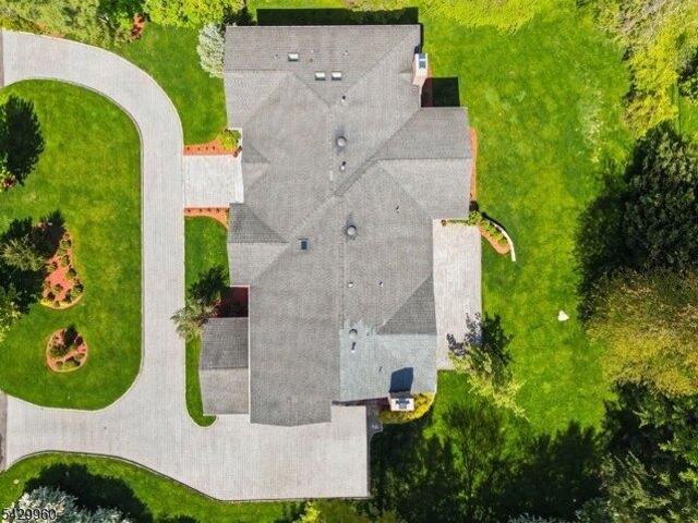 house with 6 bedroom, Millburn NJ ES105172214