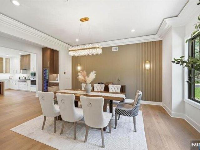 house with 6 bedroom, Millburn NJ ES105173380