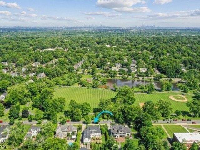 house with 6 bedroom, Montclair NJ DLS102476067