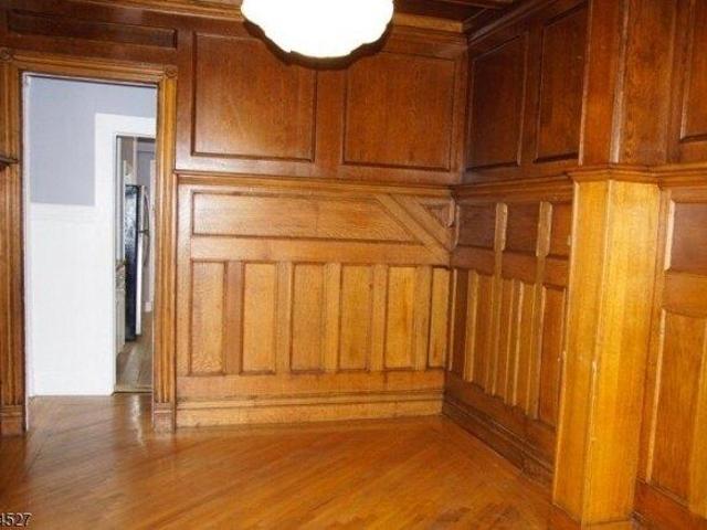 house with 6 bedroom, Montclair NJ DS101783836