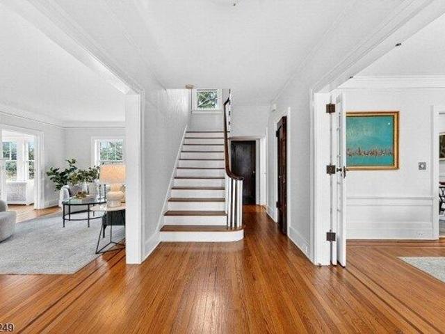 house with 6 bedroom, Montclair NJ DS102477185